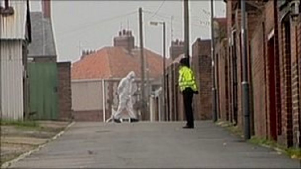 Warnings sent after Spennymoor shooting - BBC News