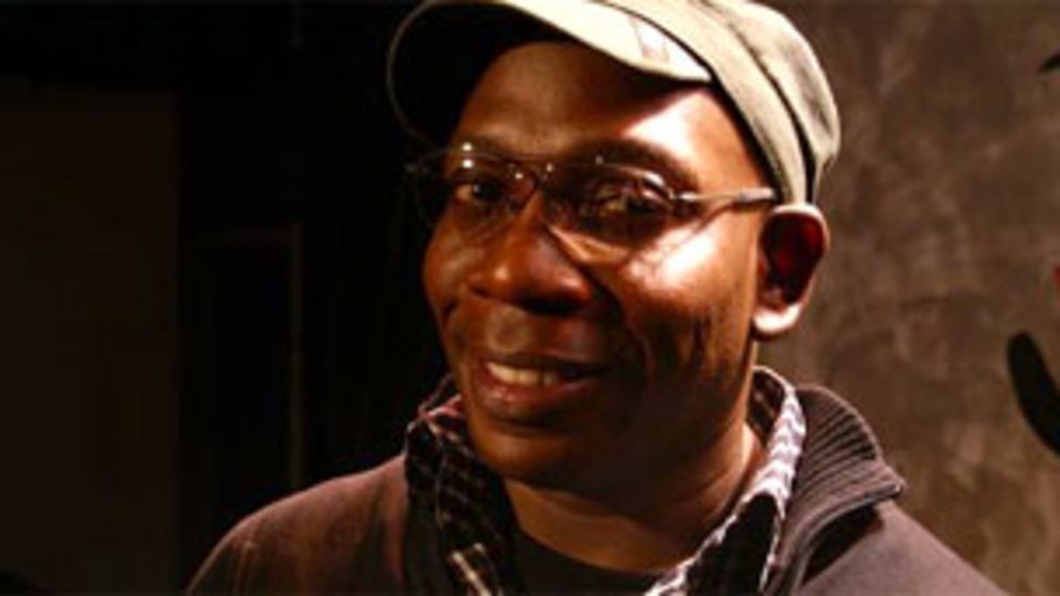 Are Obama's bedrock Chicago supporters still loyal? - BBC News