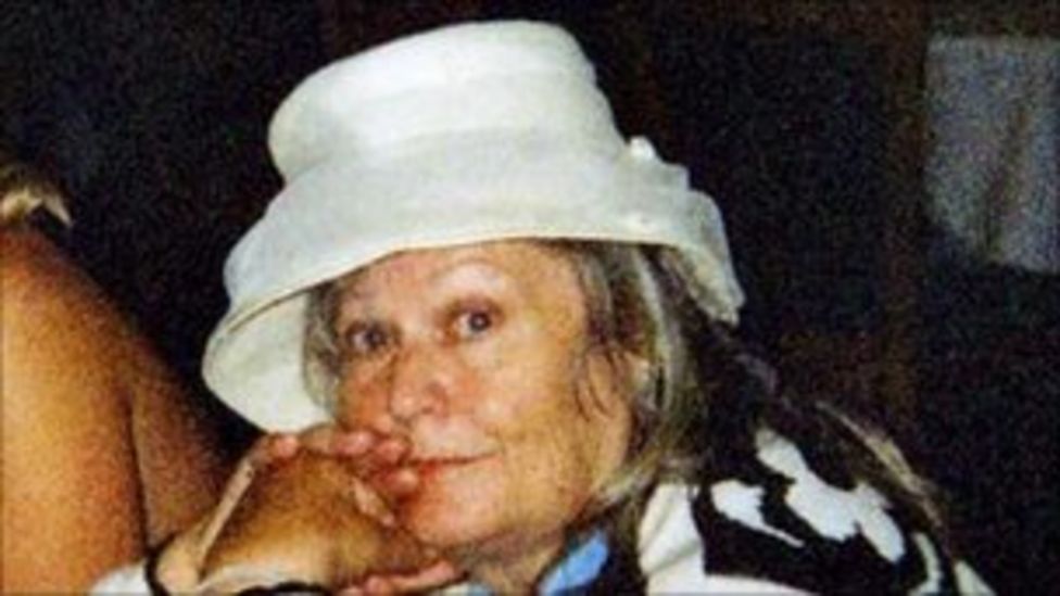 Mary Fox firework campaign rolled out across Cornwall - BBC News