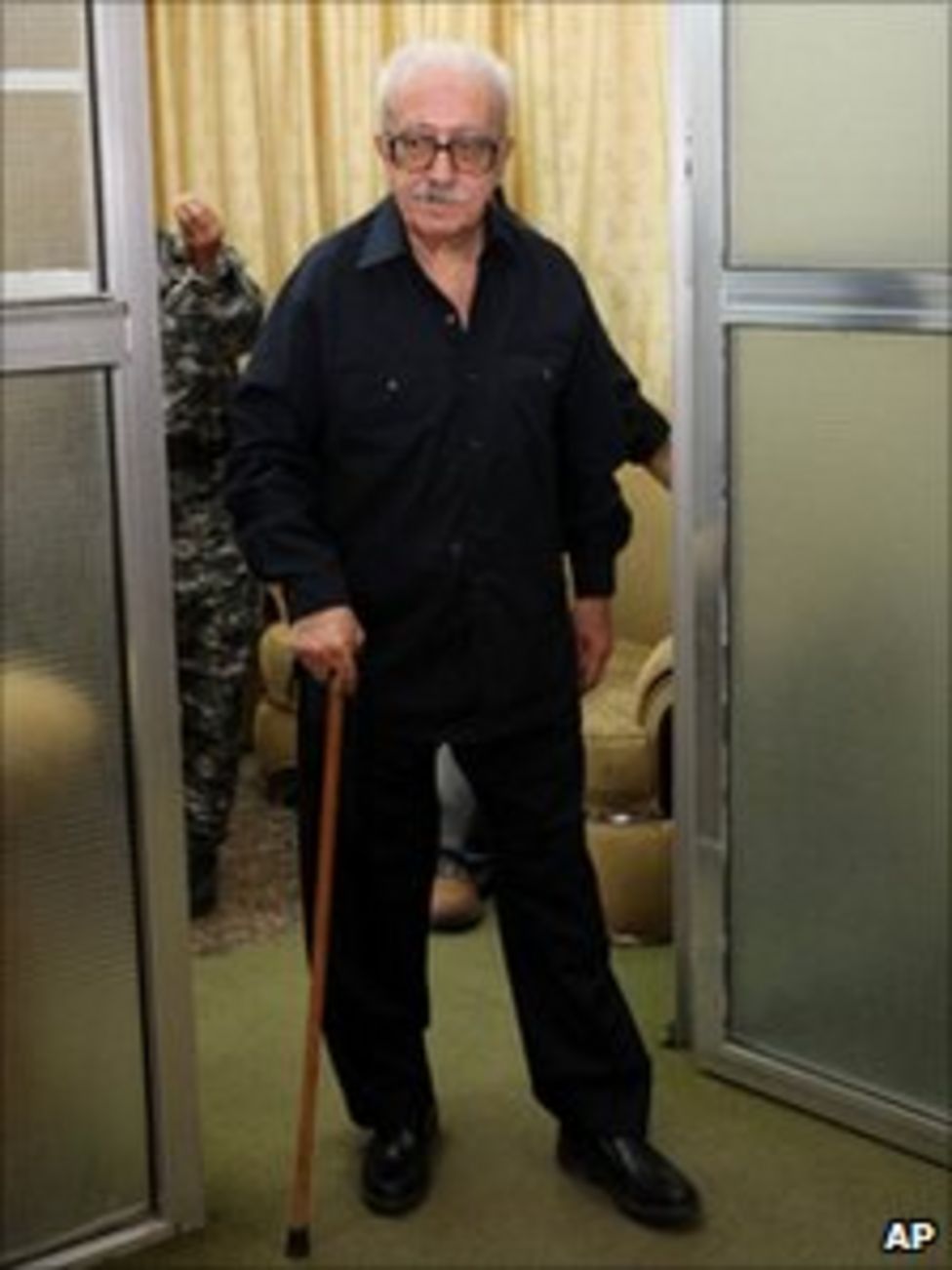 Tariq Aziz: Profile of former Iraqi deputy PM - BBC News