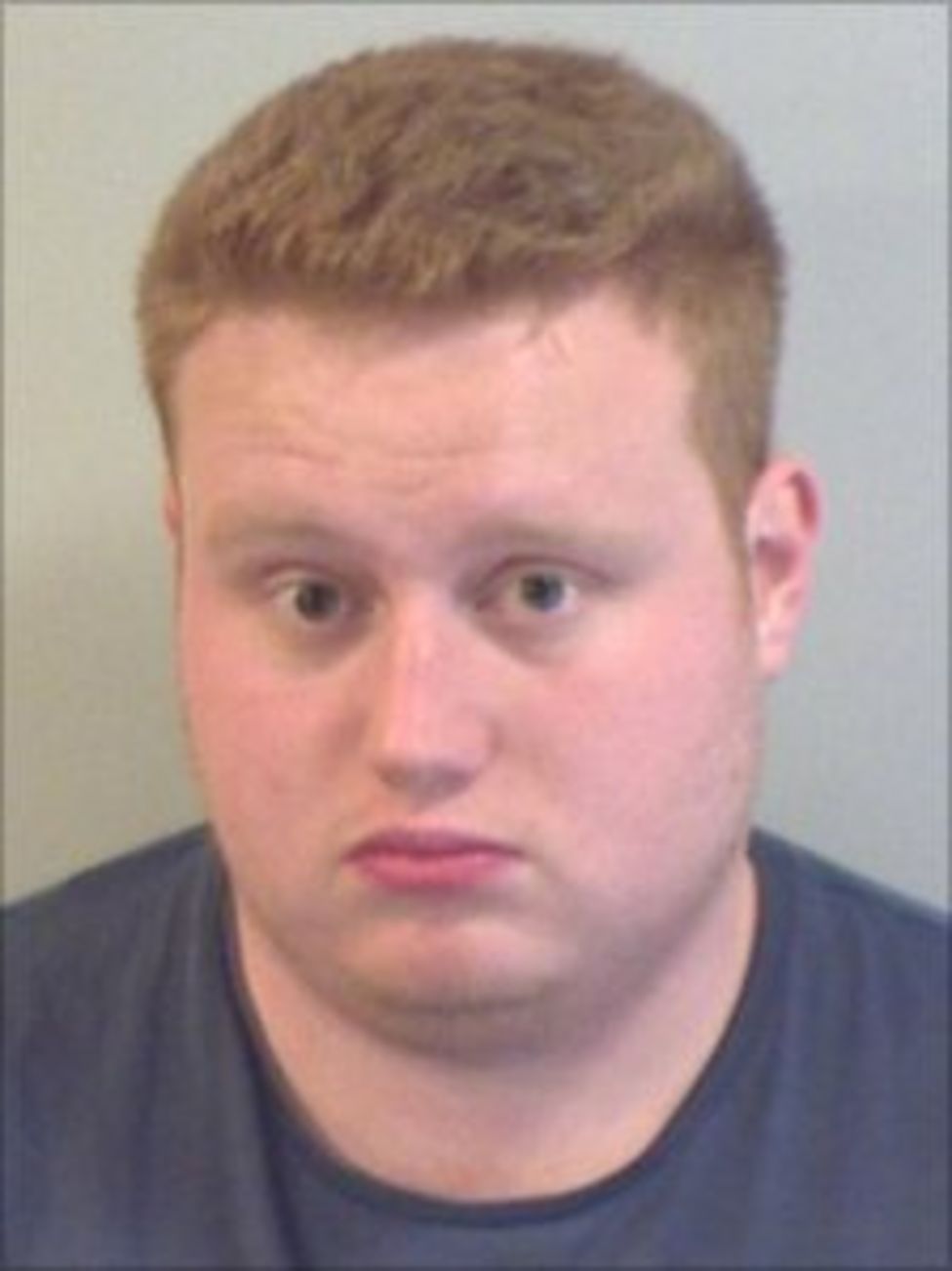 Mother's horror at internet sex crime of Kent man - BBC News