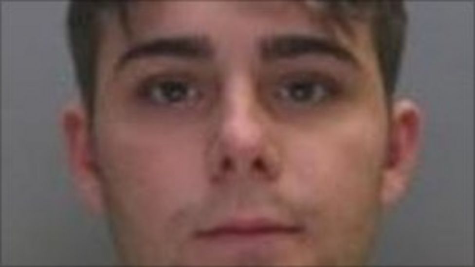 Burglar from Cambridge sentenced to four years - BBC News