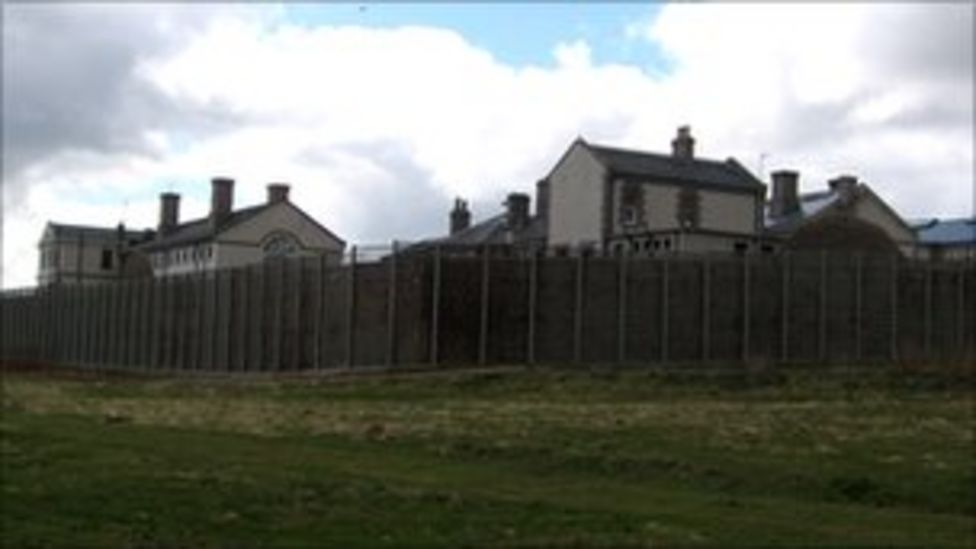 Prisoners win slopping out case at Peterhead Prison - BBC News