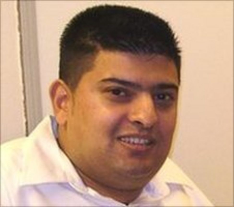 Voices: Disability and the Hajj to Mecca - BBC News