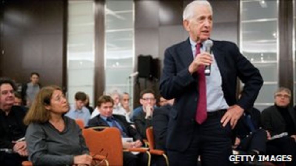 Has release of Wikileaks documents cost lives? - BBC News