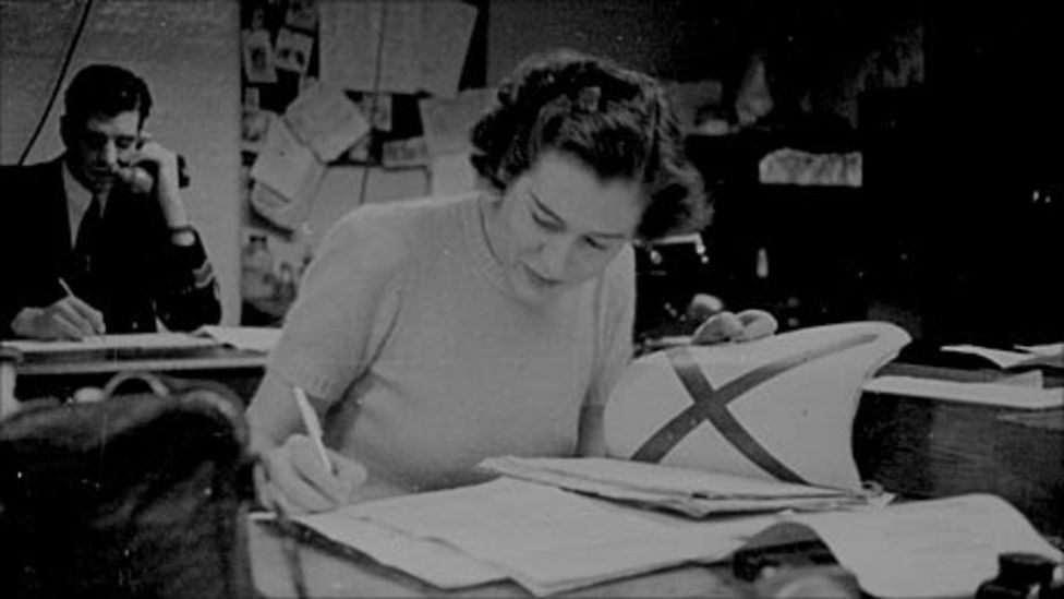 Operation Mincemeat: How a dead tramp fooled Hitler - BBC News