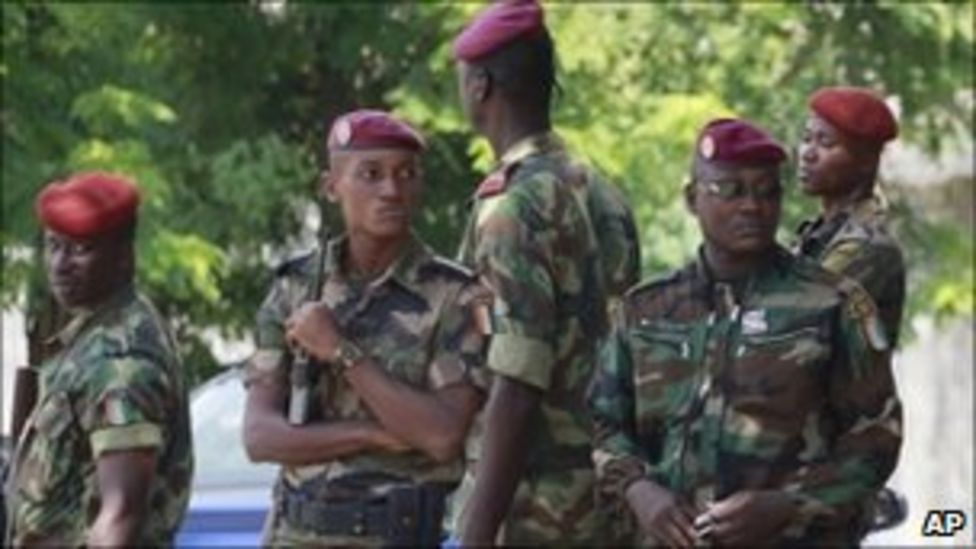 Ivory Coast election: Army says it has sealed borders - BBC News