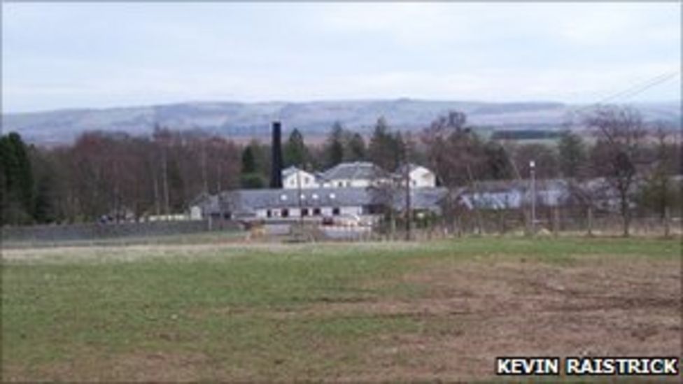 Noranside open prison in Angus to close in October - BBC News