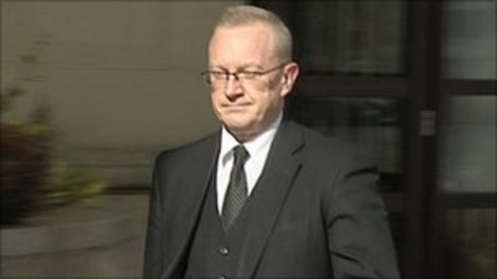 Six perjury allegations against Tommy Sheridan dropped - BBC News