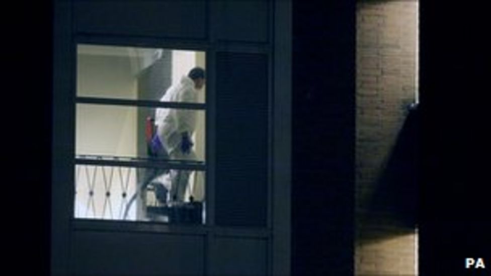 Gang link investigated over youth's shooting in Peckham - BBC News