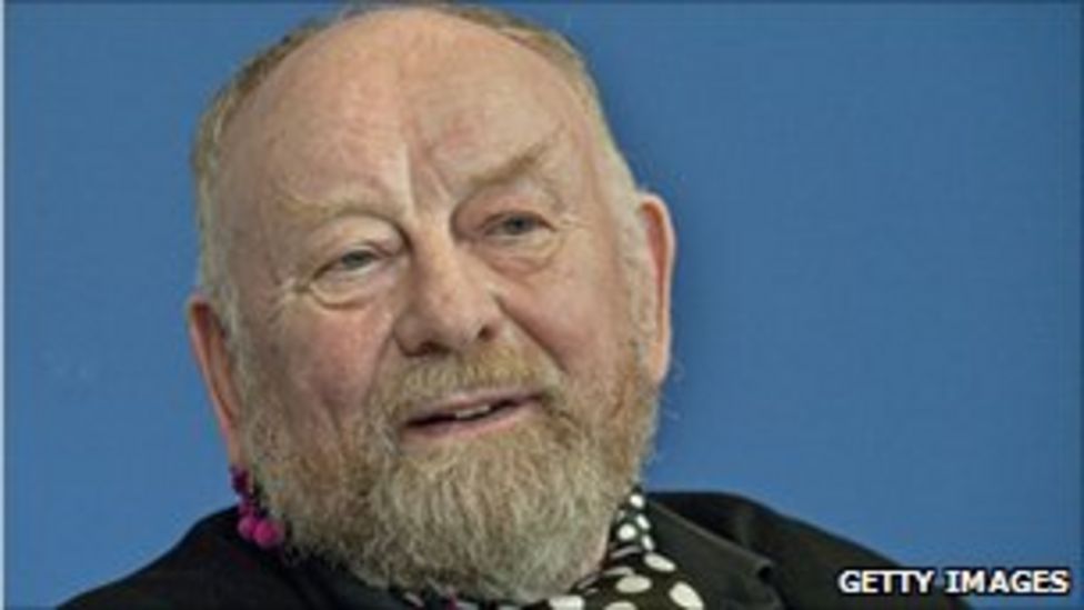 Somali denies Danish cartoonist Westergaard axe attack - BBC News