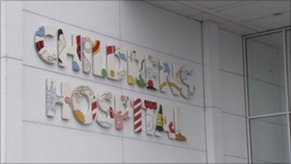 Children's hospital in Belfast to get MRI scanner - BBC News