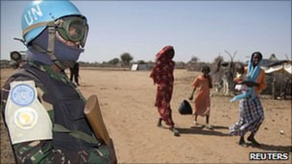 Darfur: Sharp rise in violence, says Human Rights Watch - BBC News