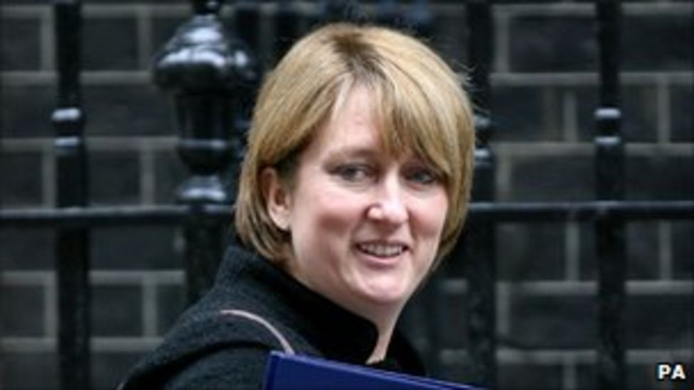 Jacqui Smith to investigate porn trade for the BBC - BBC News