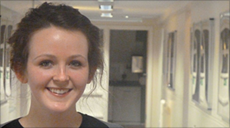 Five ways to get into Oxford - BBC News