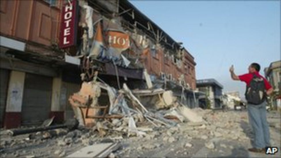 'Risks remain' after Chile quake - BBC News