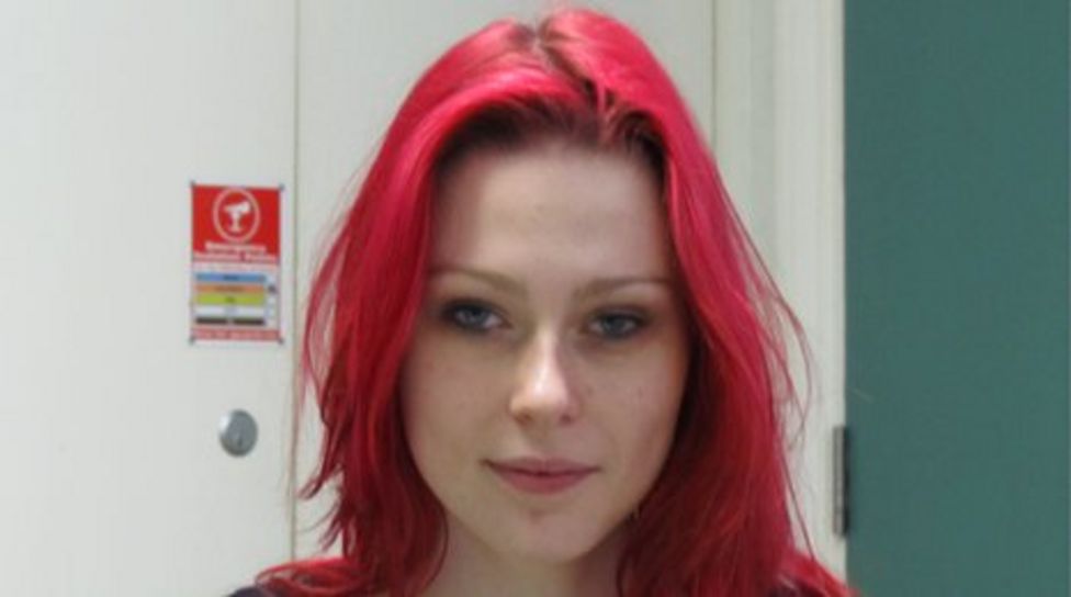 Worries over plan to fix young mental health problems - BBC News