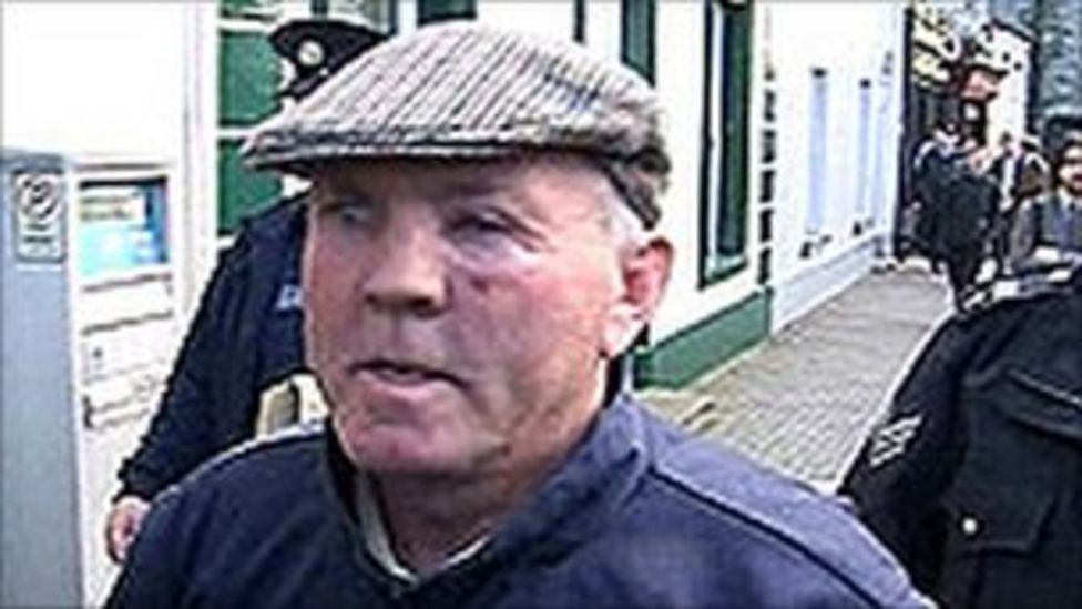 Thomas 'Slab' Murphy seeks early appeal hearing - BBC News