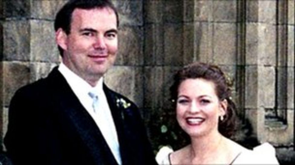 Murder accused's wife was 'well provided for' - BBC News