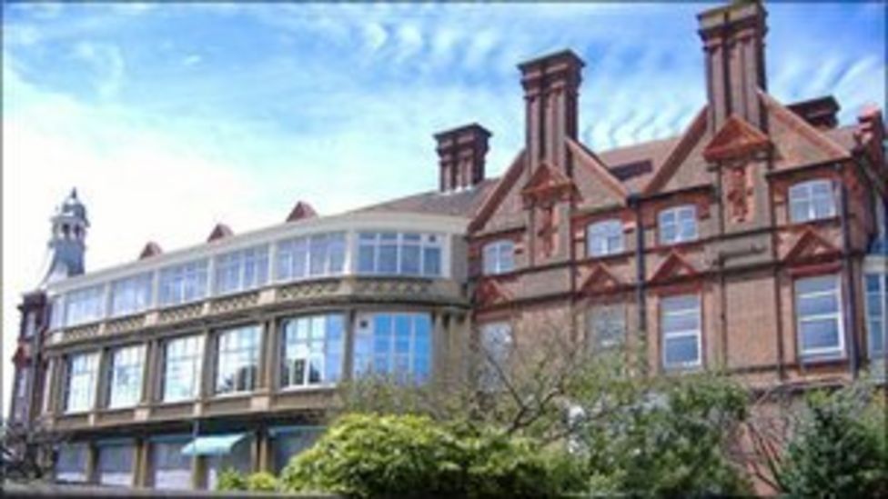 Historic Brighton hospital building to be preserved - BBC News