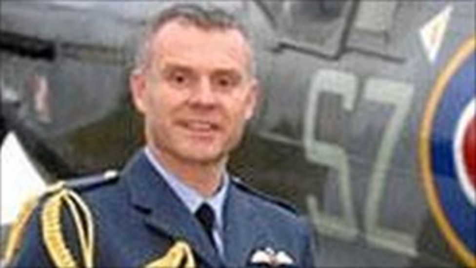 RAF Northolt Station Commander killed in cycle crash - BBC News