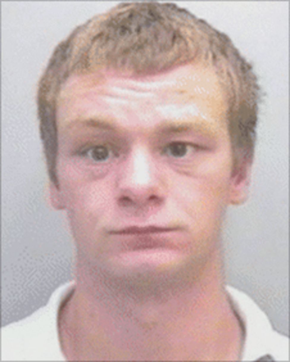 Burglar detained for attacking woman in Grimsby home - BBC News