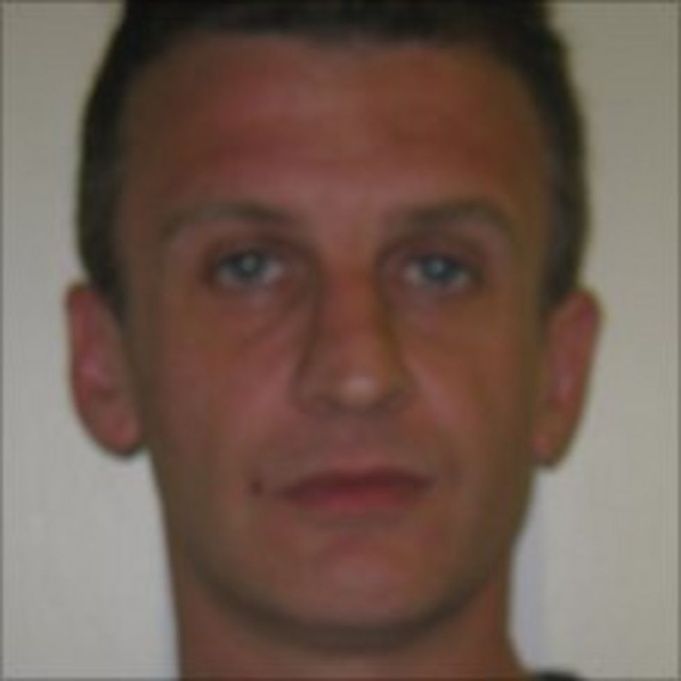 Man convicted of second murder over Surrey woman's death - BBC News