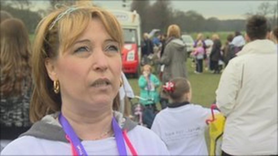 James Bulger Merseyside memorial charity run - BBC News