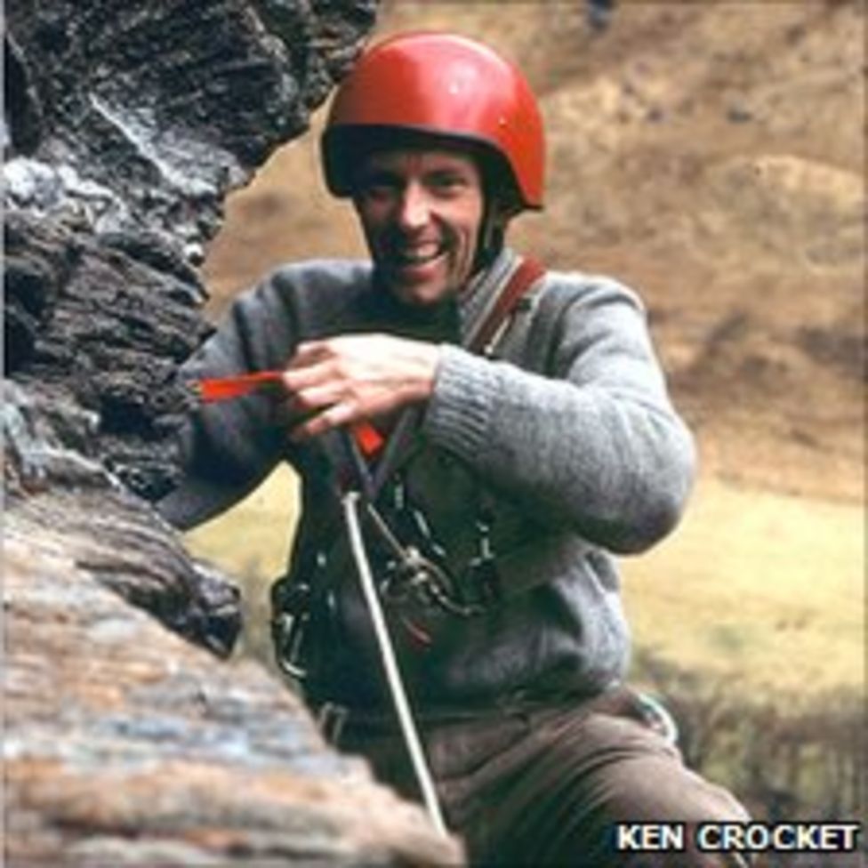 Douglas Lang tributes paid after mountain avalanche - BBC News