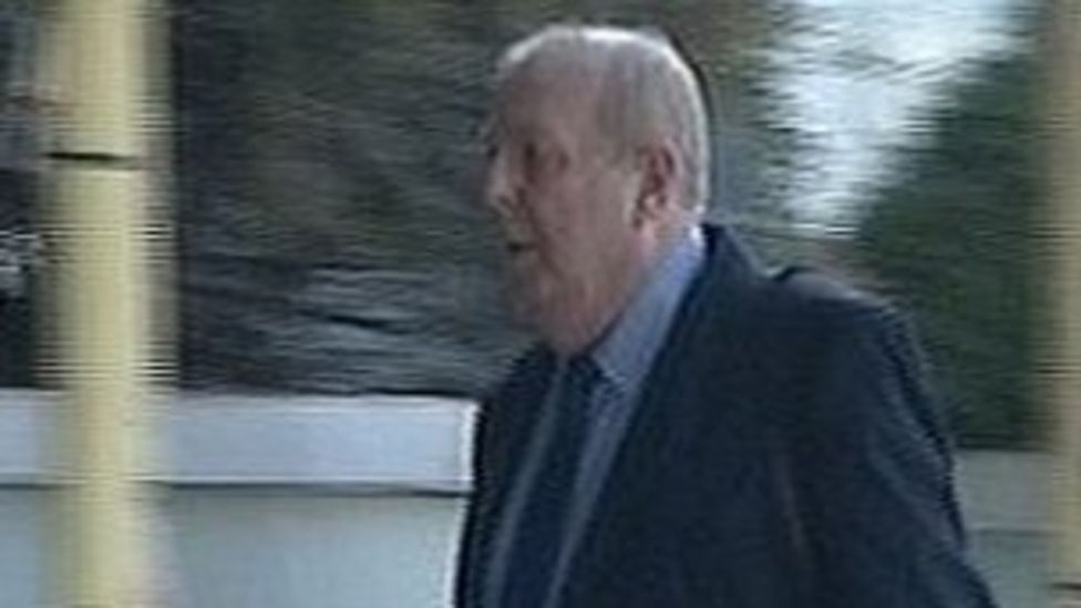 Plymouth teacher Neil Dyer guilty of abusing pupils - BBC News
