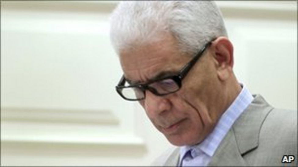 Moussa Koussa interviewed over Lockerbie - BBC News