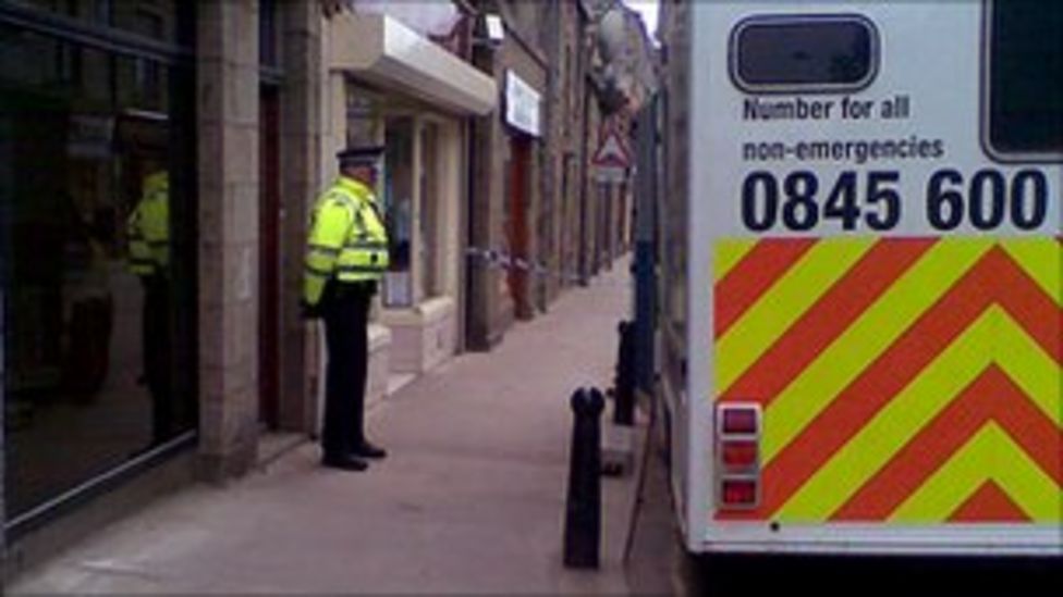 Fraserburgh baby death: Mother denies murder - BBC News