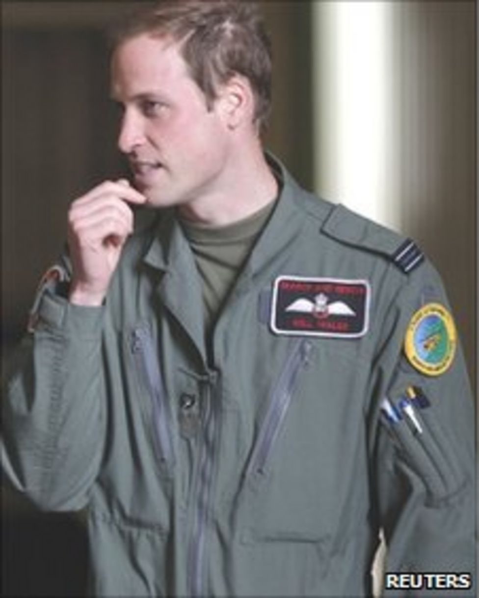 Prince William wing commander's royal wedding day role - BBC News