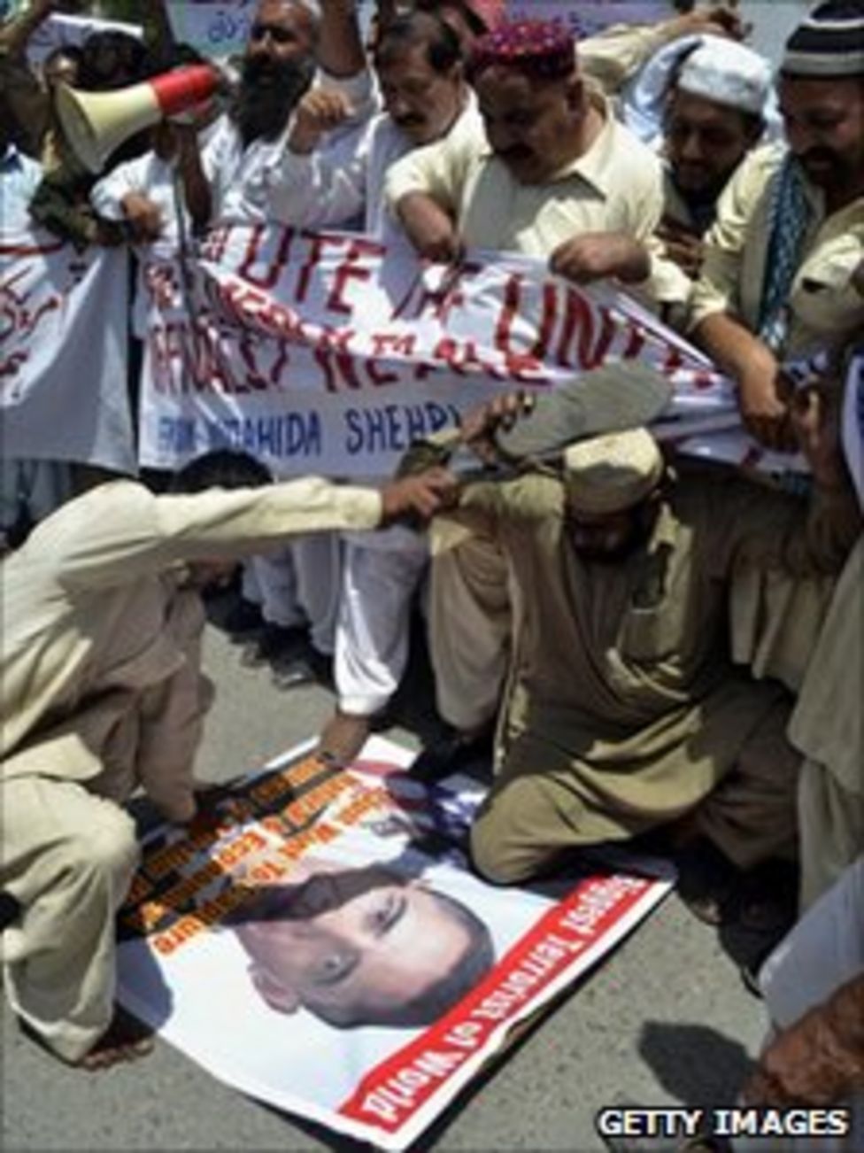 Is troubled US-Pakistan marriage heading for divorce? - BBC News