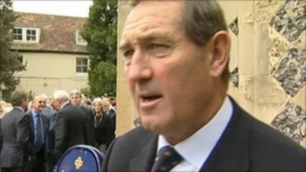 Trevor Bailey memorial service held in Chelmsford - BBC News