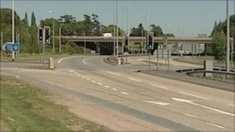 Devon's M5 Junction 29 works begin - BBC News