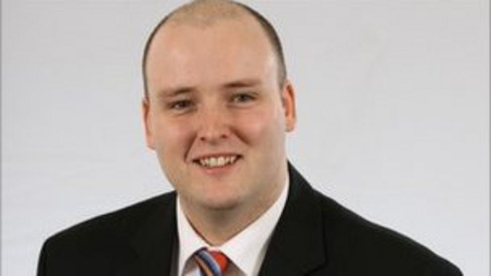 DUP MLA David McIlveen loses £27,000 UPS debt challenge - BBC News