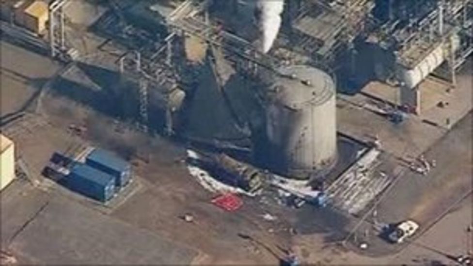 Pembroke Chevron refinery: Safety record 'exceptional' - BBC News
