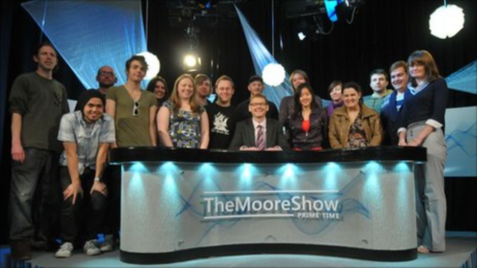 Glamorgan students launch Moore Show on satellite TV - BBC News