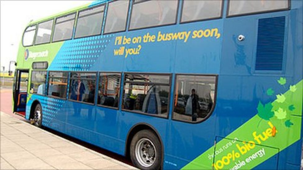 Stuck Cambridgeshire guided busway driver 'dazzled' by sun - BBC News