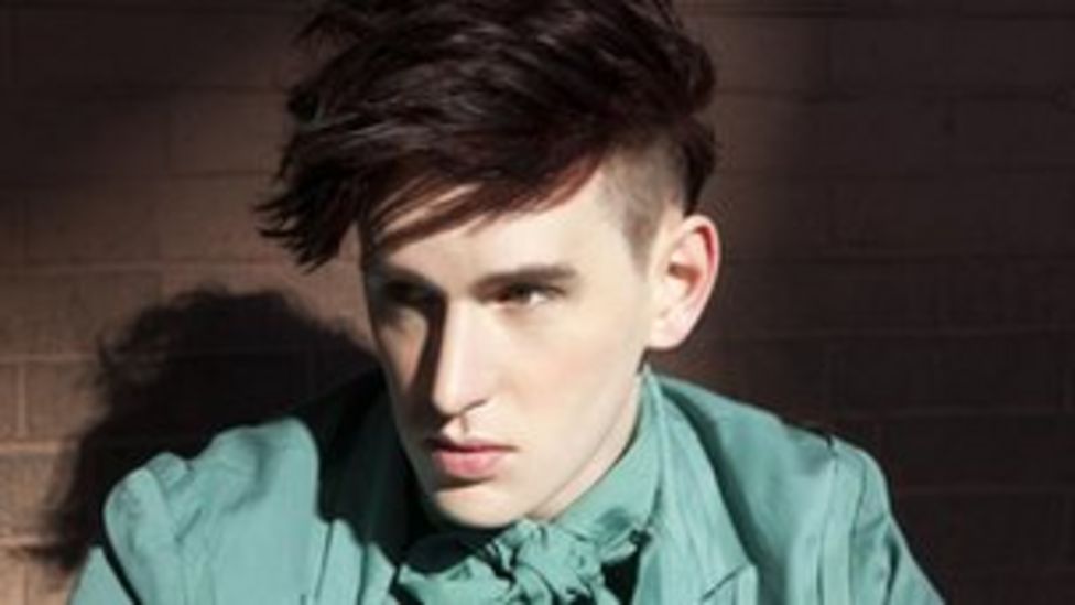 Patrick Wolf: How to write a modern love song - BBC News