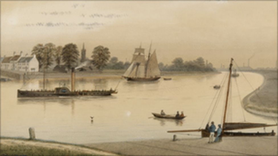 Govan ferry's return steeped in history - BBC News