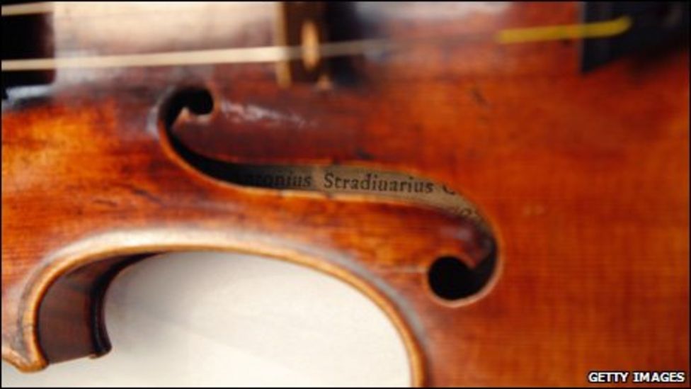 What makes the Stradivarius violin so special? - BBC News