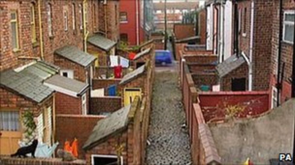 Coronation Street moving back to Wednesdays - BBC News