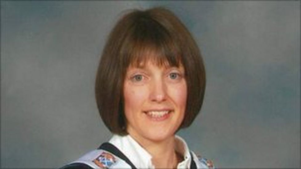 Jane Cumming death: Husband killer judged insane - BBC News