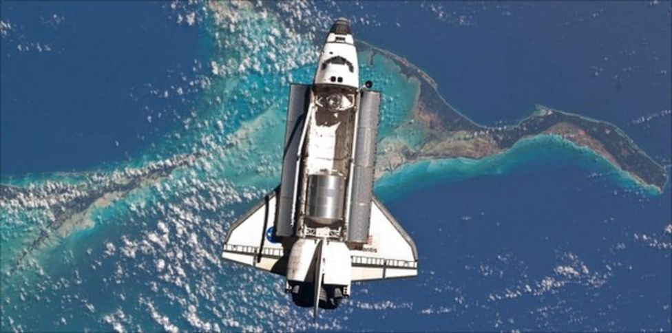 Viewpoint: The space shuttle - 'magnificent flying machine' - BBC News
