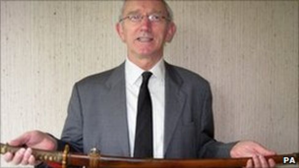 Soldier William Weightman's sword returned to Japan - BBC News