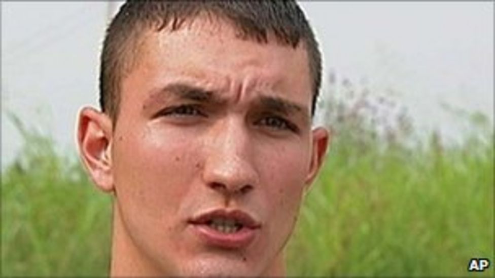 Fort Hood 'plot' soldier Naser Abdo defiant in court - BBC News