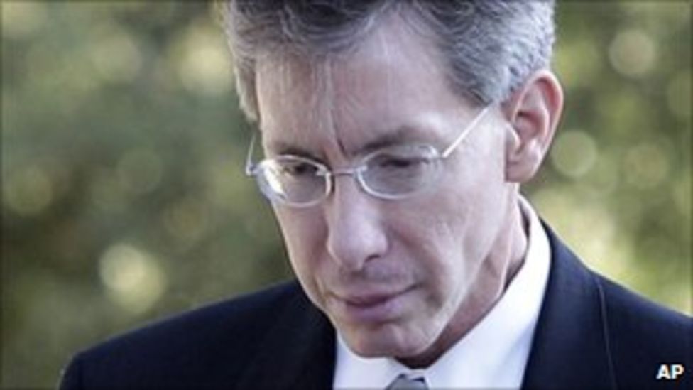 Polygamist sect leader Warren Jeffs convicted in Texas - BBC News