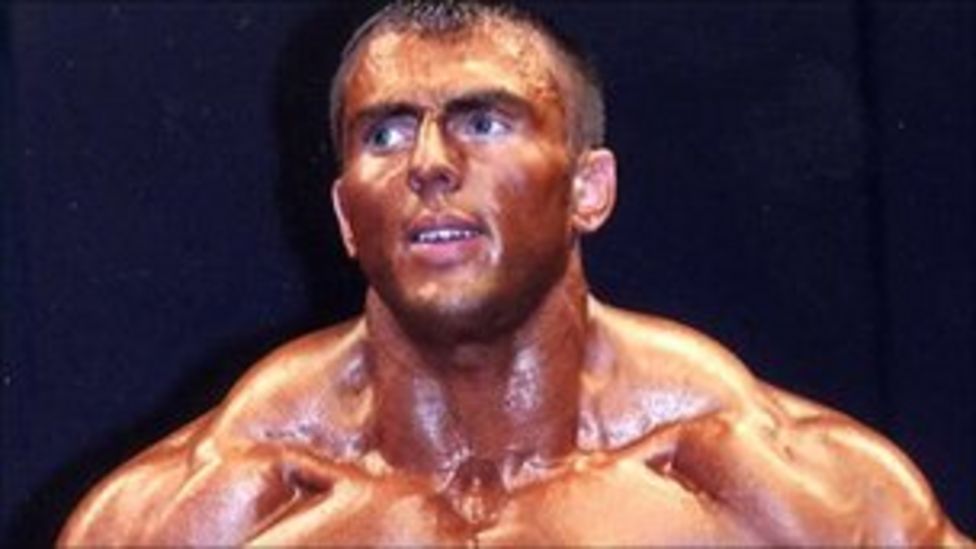 Dale Burns inquest: Bodybuilder 'Tasered four times' - BBC News